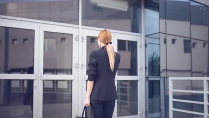 Your Essential Guide to Japanese Work Culture for Foreigners - MobalPay